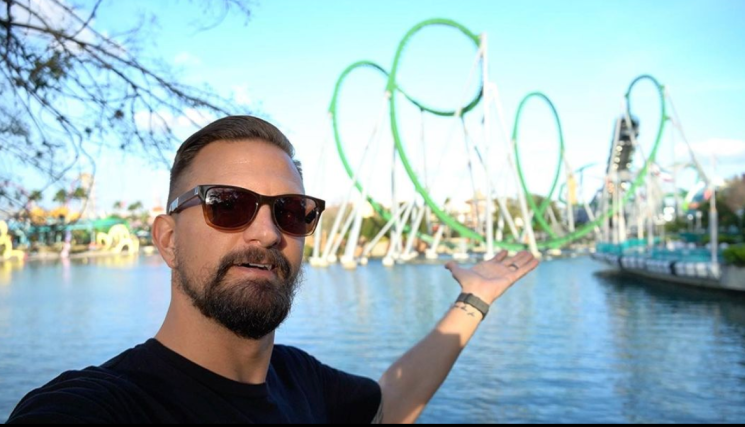 Tim Tracker Wiki: Age, Family, Net worth, and Full bio - Gop Convention