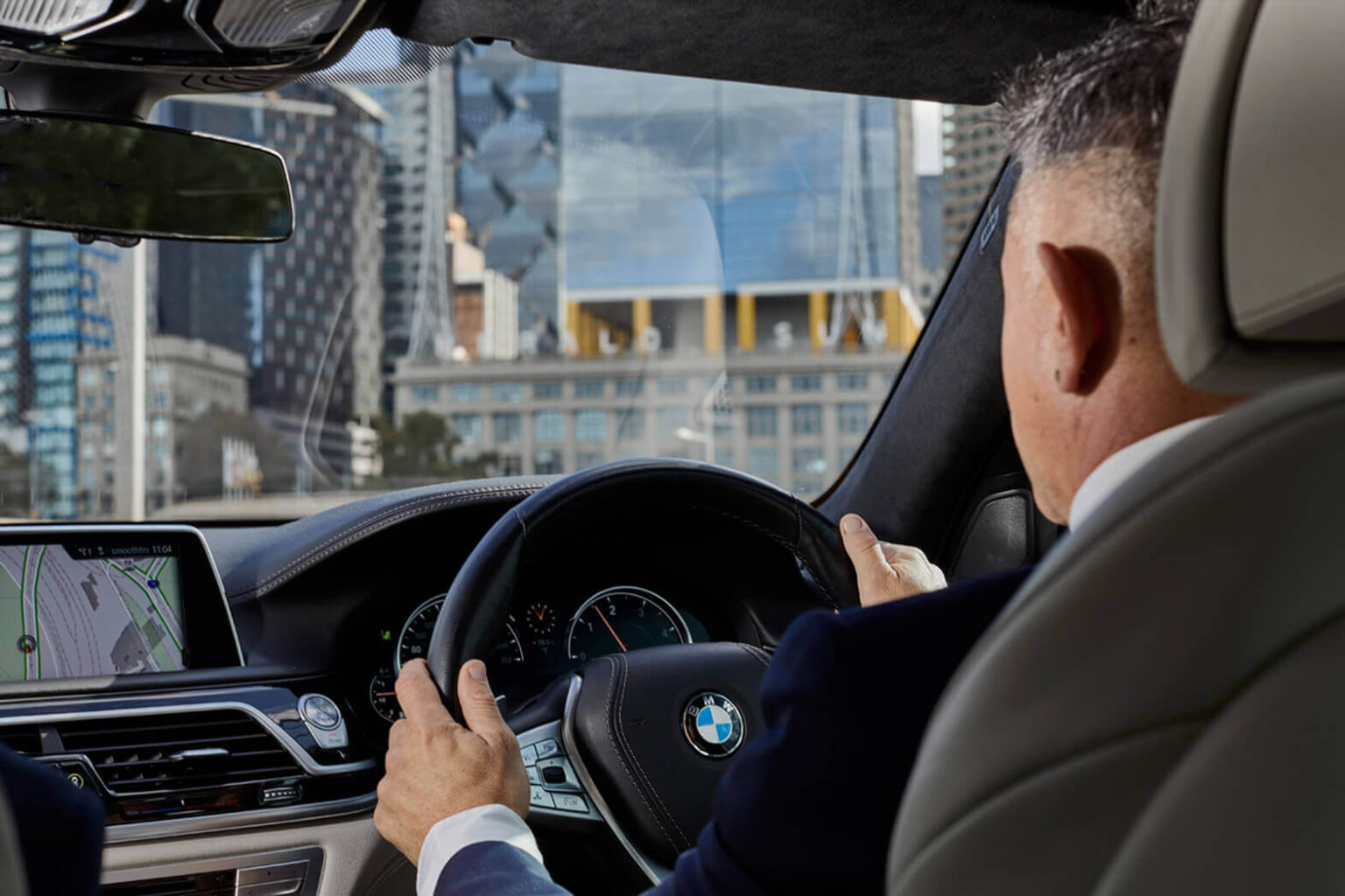 The Importance Of A Punctual And Professional Chauffeur Service In ...